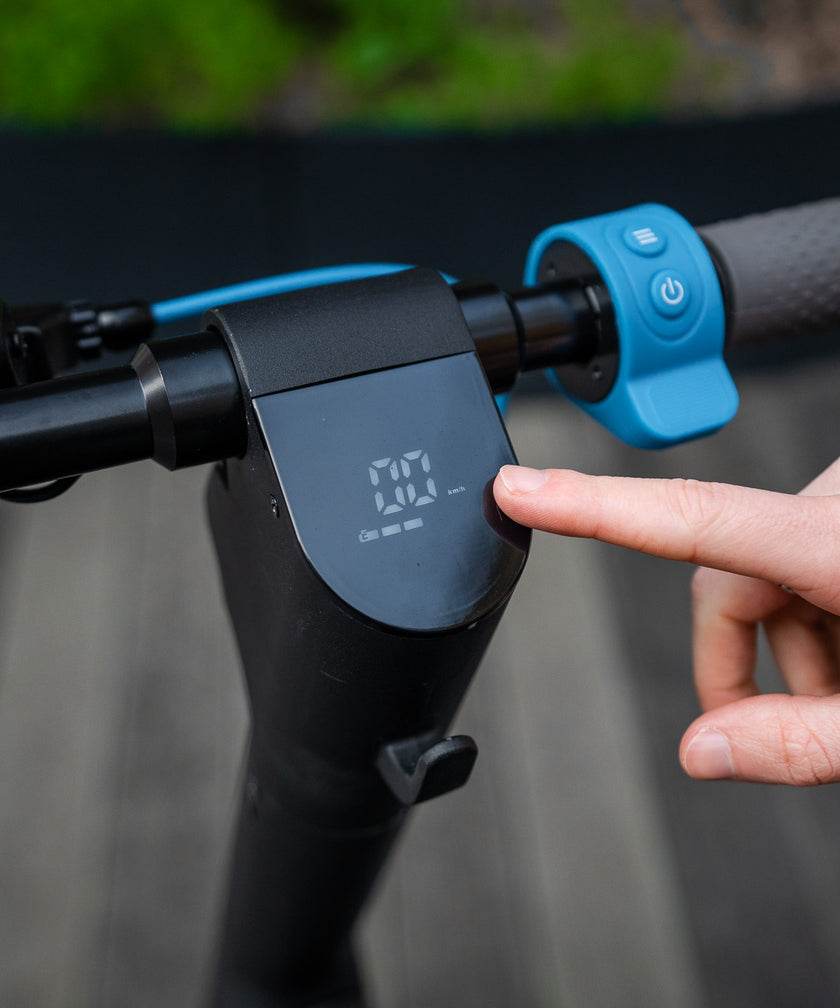 Riley RS1 Electric Scooter – Electroheads Media Ltd